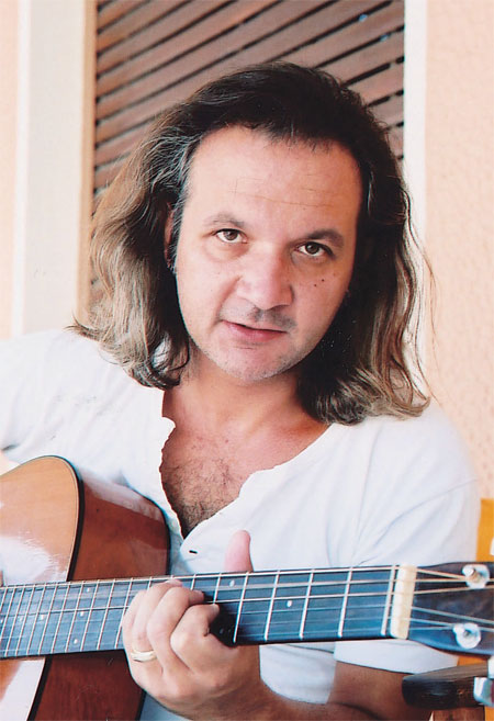 ΜΑΖΙ ΣΤΑ ΝΟΤΙΑ: ΤΗΝ ΚΥΡΙΑΚΗ 3 ΟΚΤΩΒΡΙΟΥ Η ΣΥΝΑΥΛΙΑ ΜΕ Θ. ΜΙΚΡΟΥΤΣΙΚΟ ...